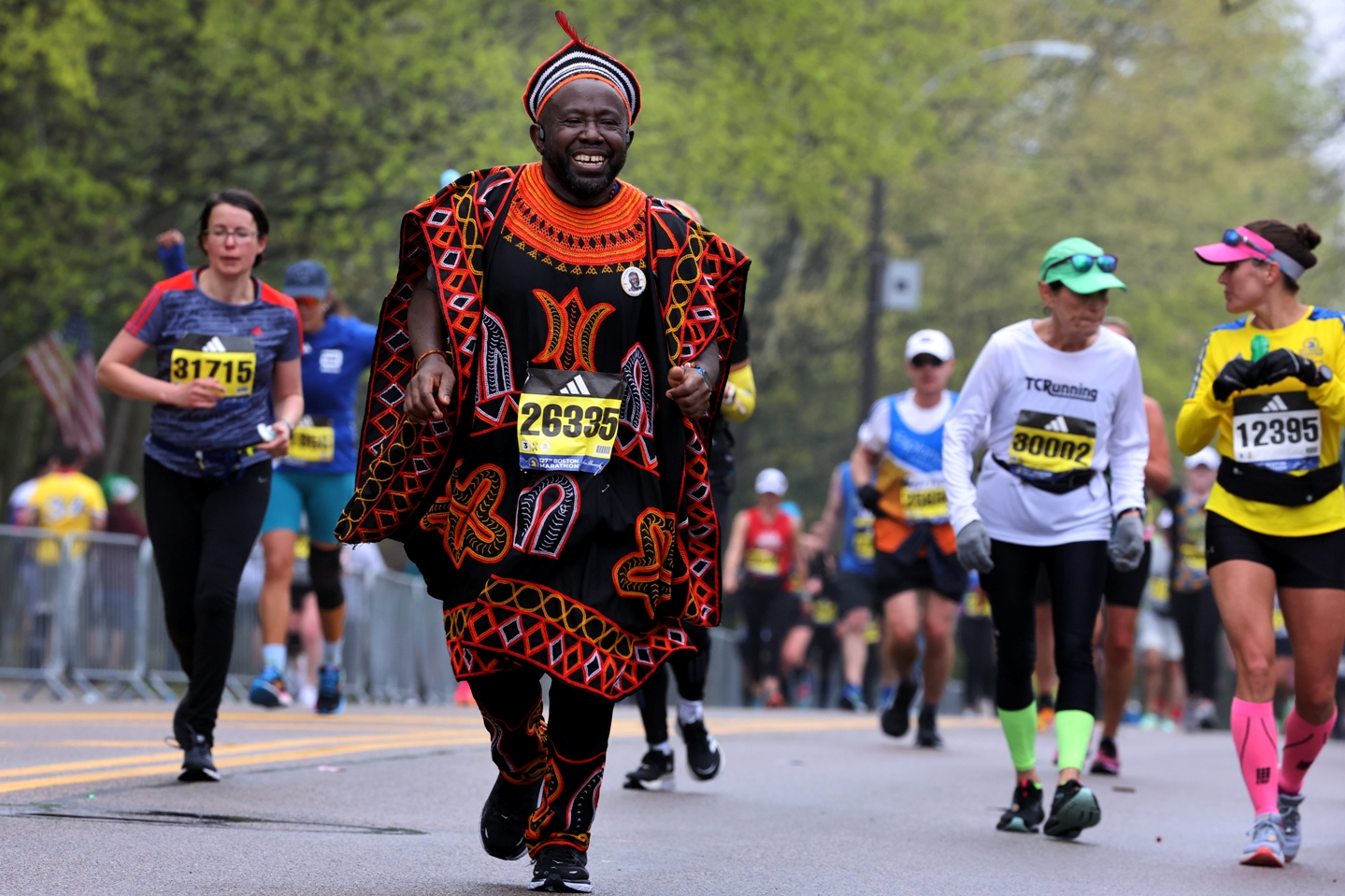 Afowiri Fondzenyuy: The man running Tokyo Marathon to build bridges in ...